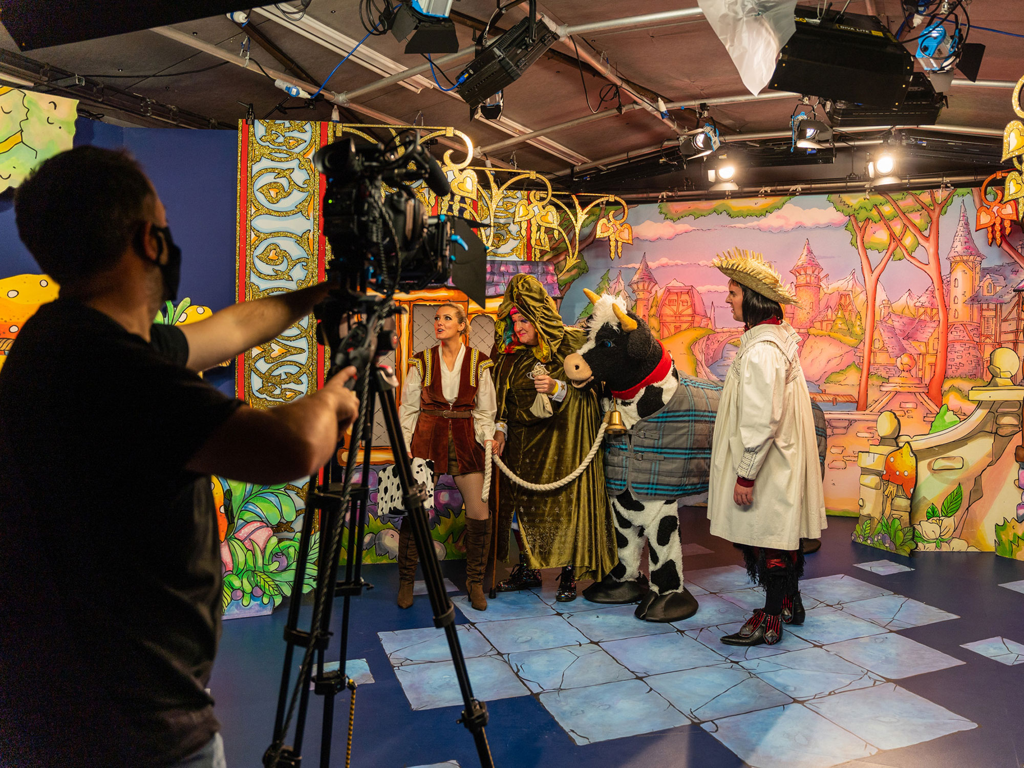 Oh yes we did – moving panto online - Cog Design